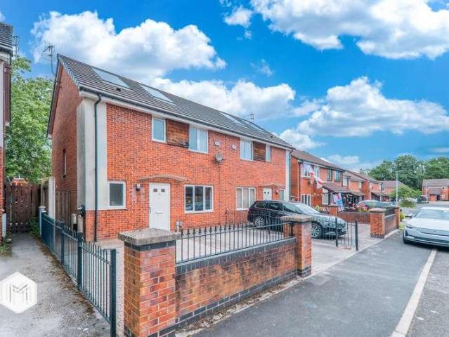 3 bed house for sale