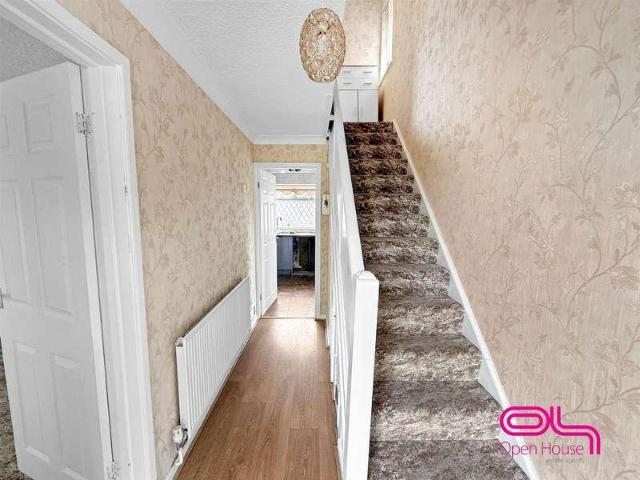 3 bed house for sale