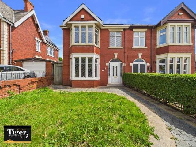 3 bed house for sale