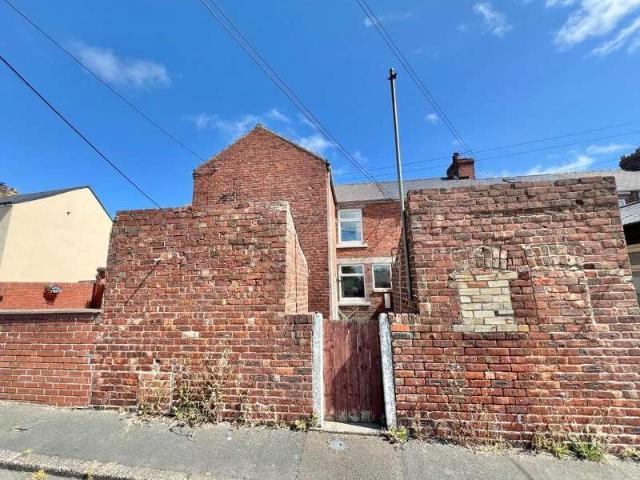 3 bed house for sale