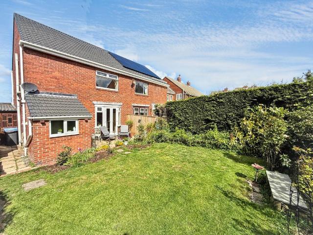 3 bed house for sale