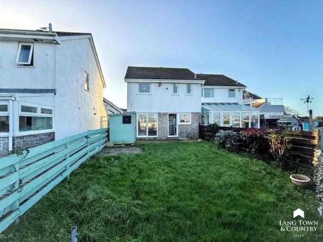 3 bed house for sale
