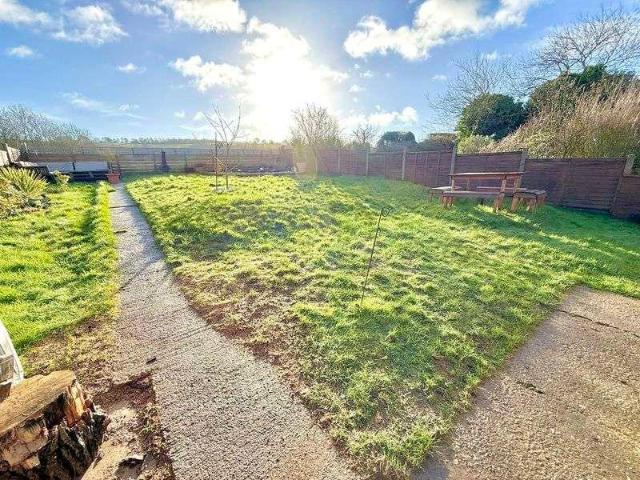 3 bed house for sale