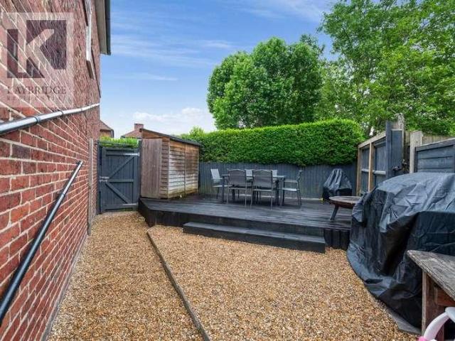 3 bed house for sale
