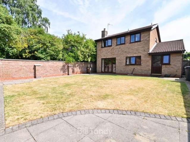 3 bed house for sale