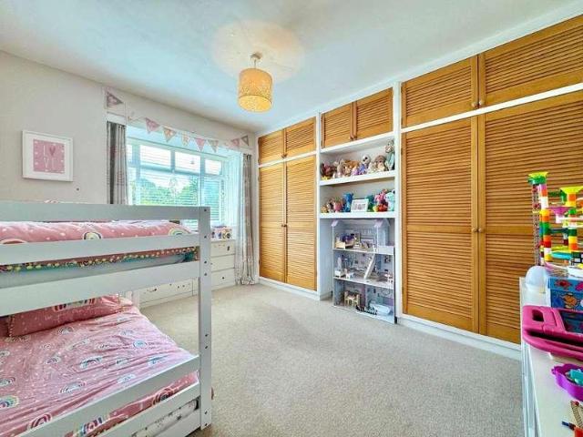 3 bed house for sale