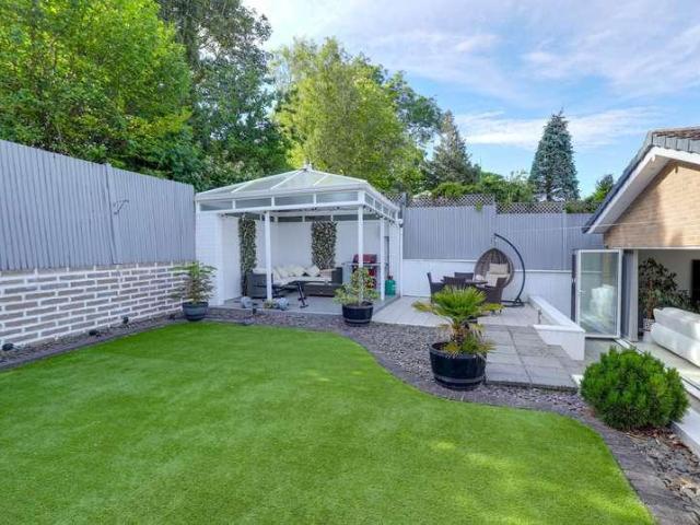 3 bed house for sale