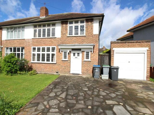3 bed house for sale