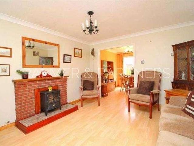 3 bed house for sale