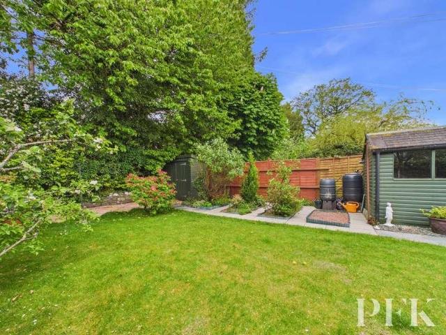 3 bed house for sale
