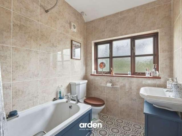 3 bed house for sale