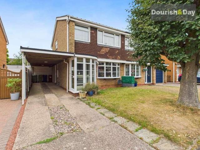 3 bed house for sale