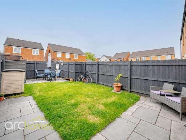 3 bed house for sale