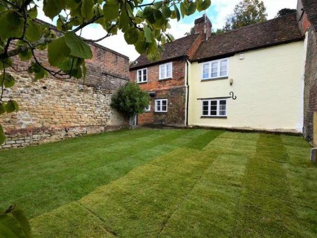 3 bed house for sale