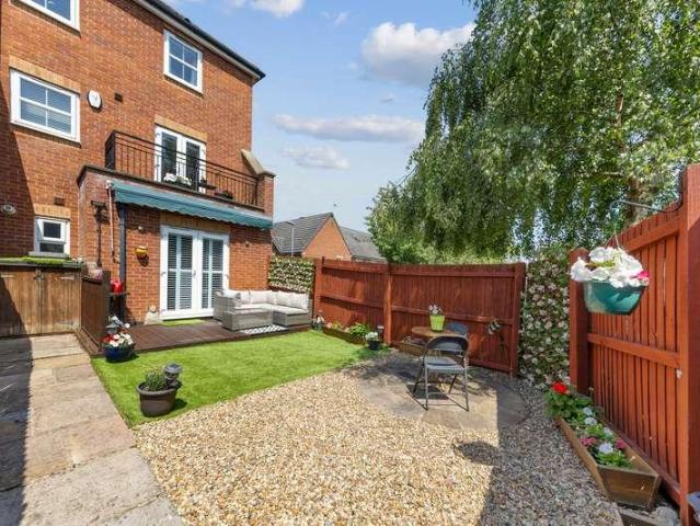 3 bed house for sale