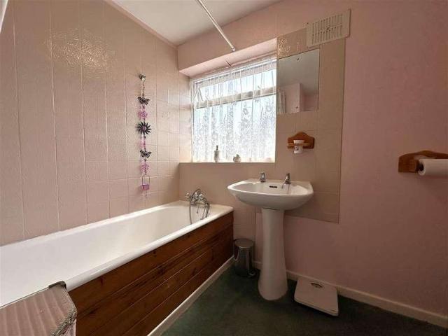 3 bed house for sale