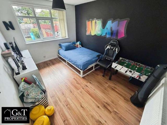 3 bed house for sale