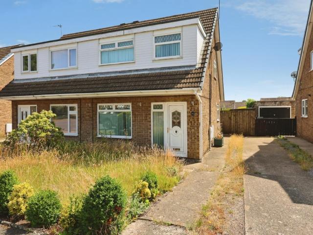 3 bed house for sale