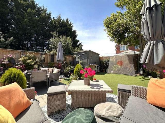 3 bed house for sale