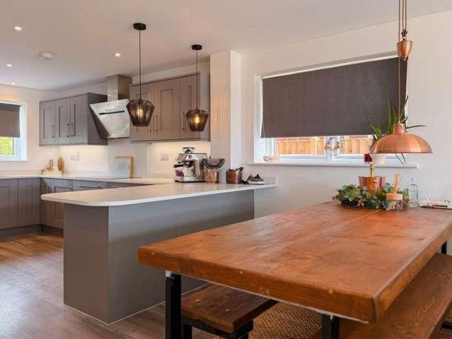 3 bed house for sale