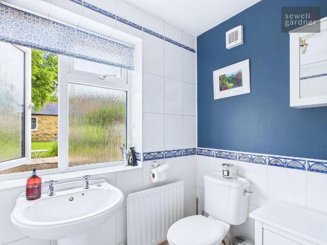 3 bed house for sale