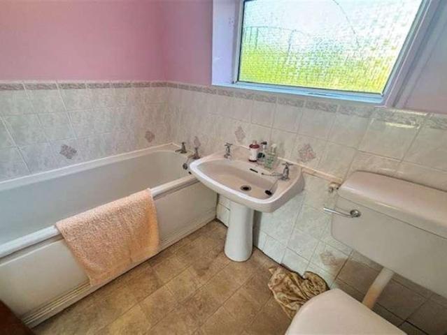 3 bed house for sale