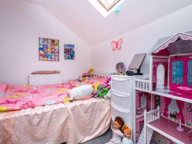 3 bed house for sale