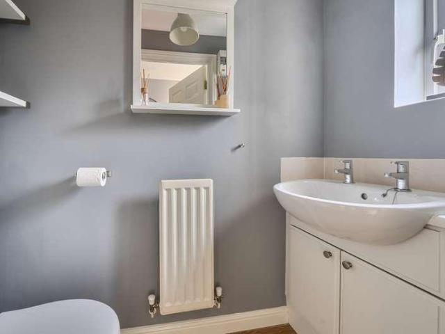 3 bed house for sale