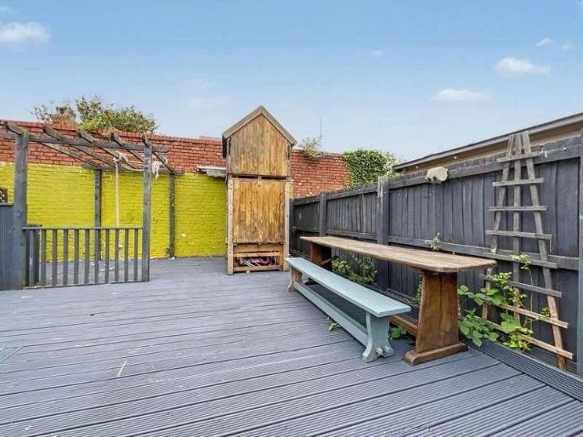 3 bed house for sale
