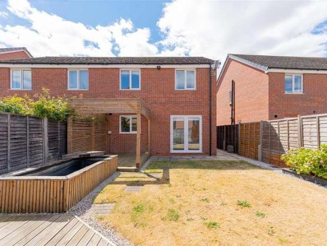 3 bed house for sale