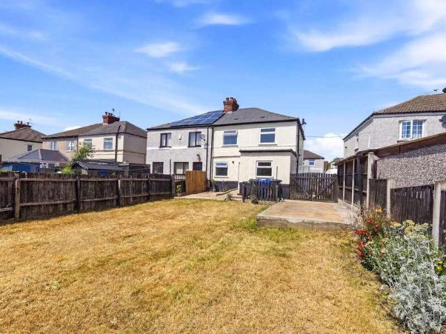 3 bed house for sale