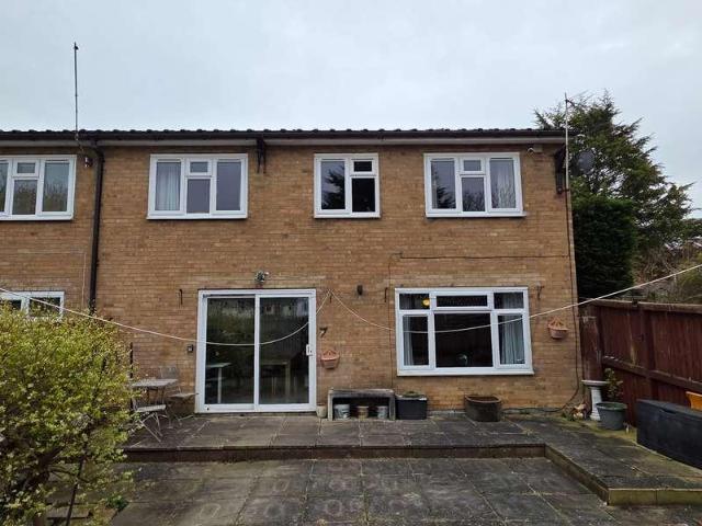 3 bed house for sale
