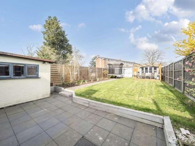 3 bed house for sale