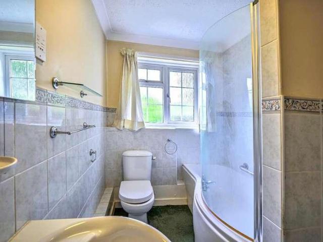 3 bed house for sale