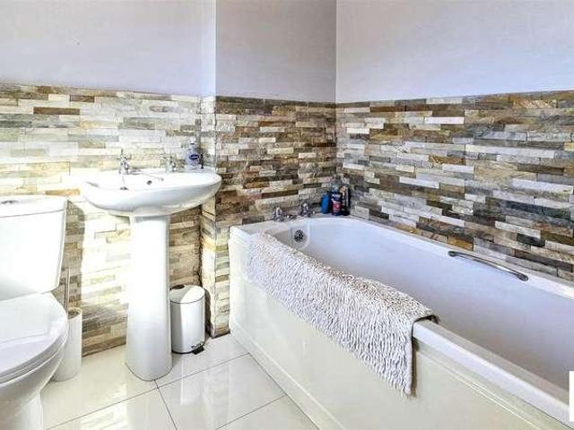 3 bed house for sale