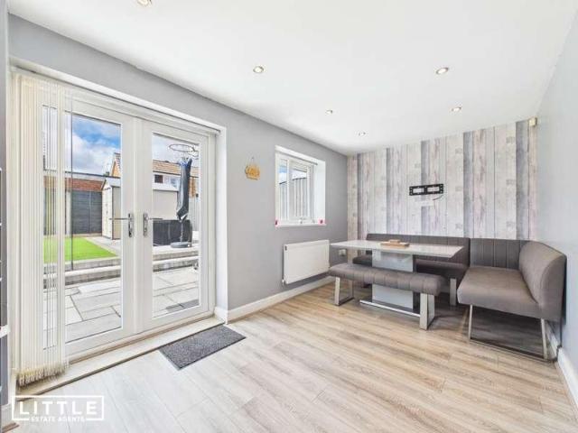 3 bed house for sale