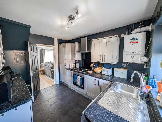 3 bed house for sale