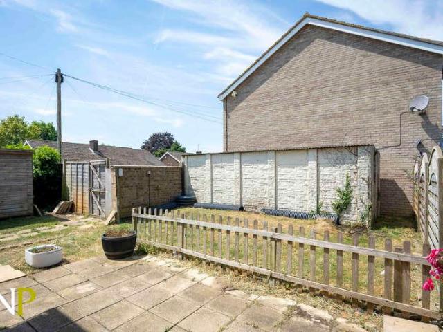 3 bed house for sale