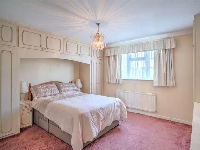 3 bed house for sale