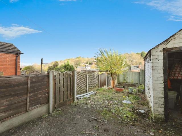 3 bed house for sale