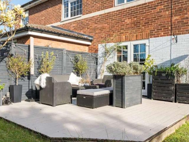 3 bed house for sale