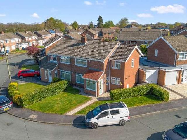 3 bed house for sale