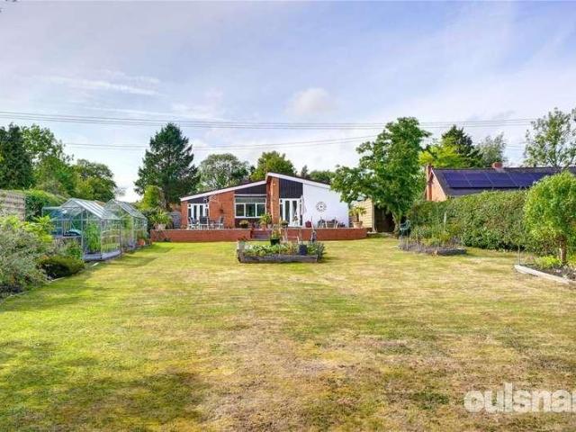 3 bed house for sale
