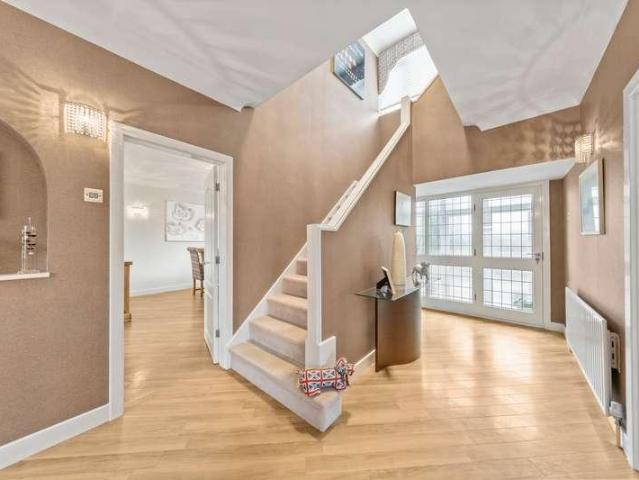 3 bed house for sale
