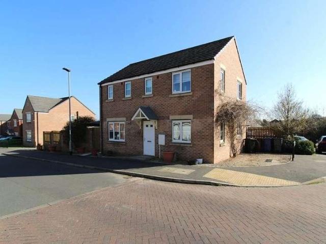 3 bed house for sale