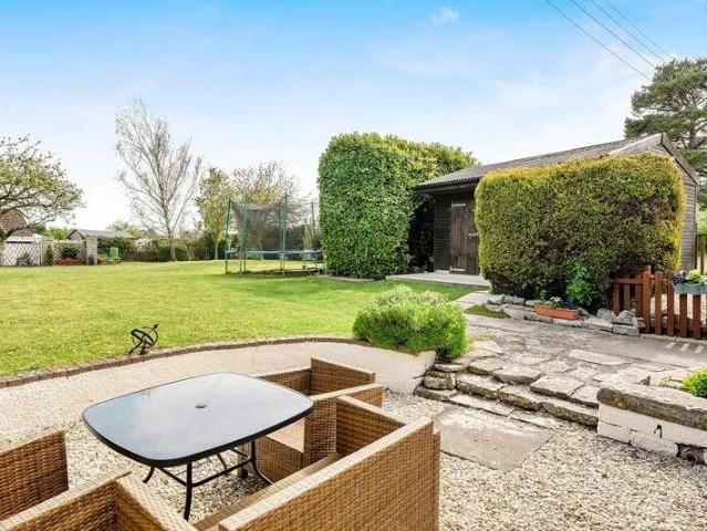 3 bed house for sale