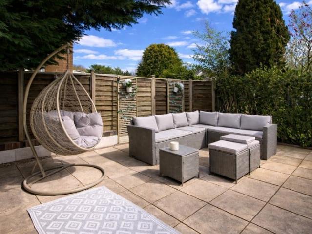 3 bed house for sale