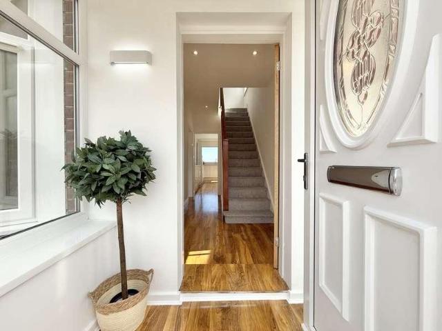 3 bed house for sale