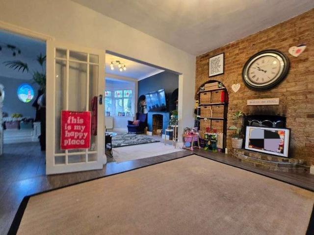 3 bed house for sale