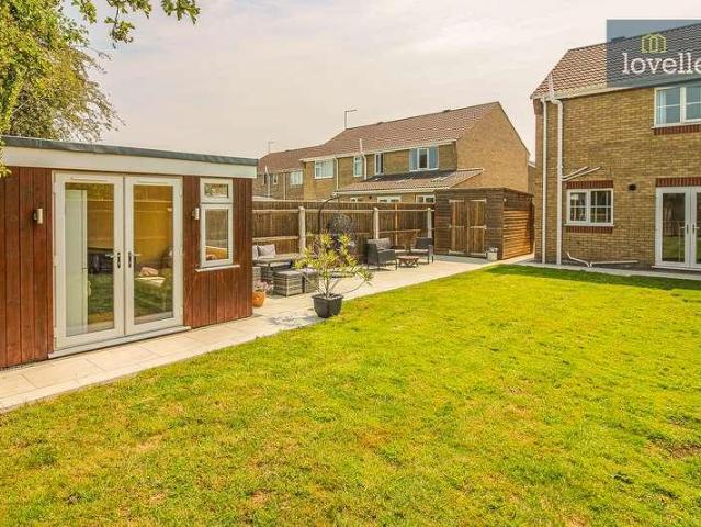 3 bed house for sale